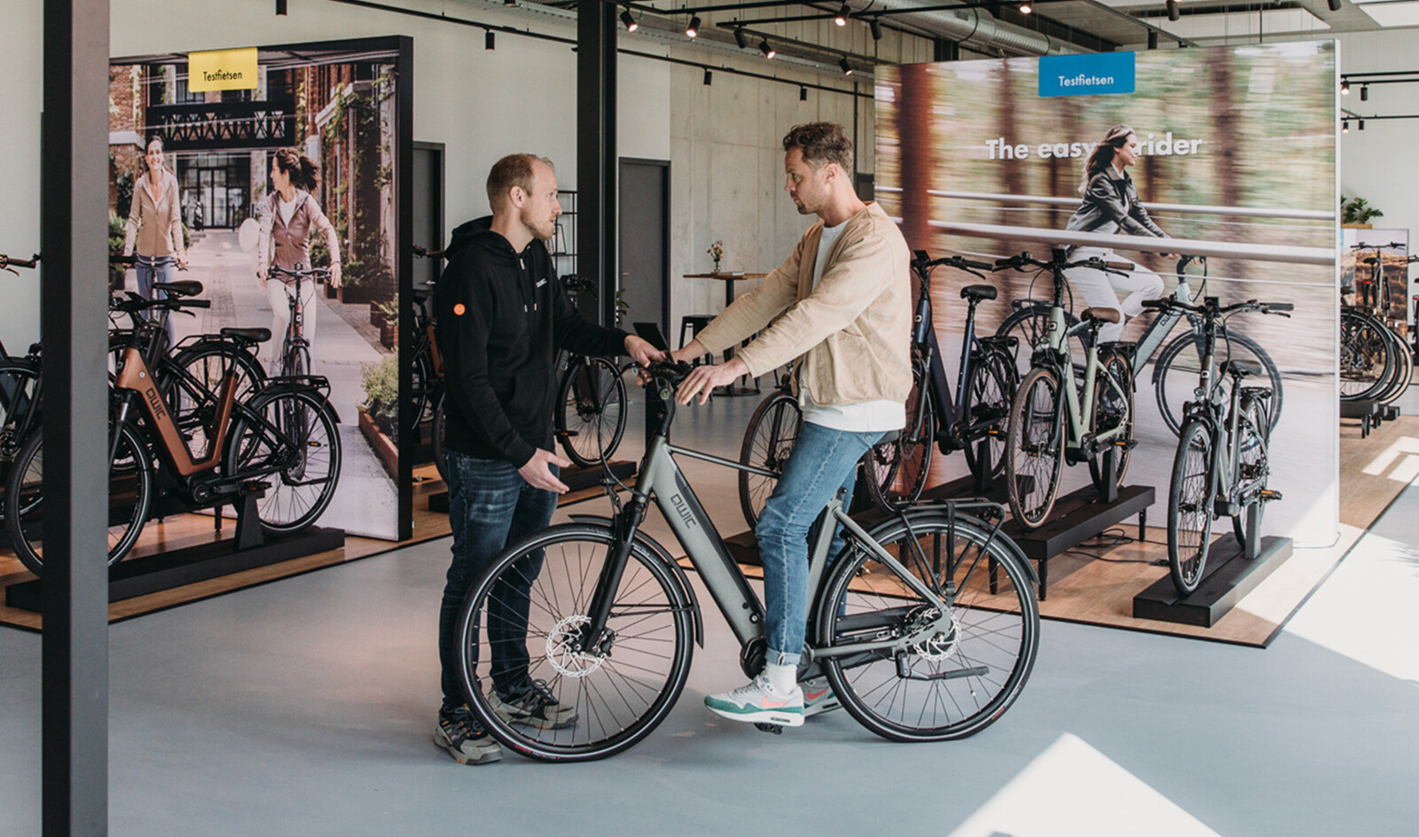 Lensink Tweewielers - QWIC Dealer Winterswijk en omstreken